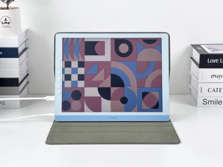 Dasung Paperlike 13K: fast color E Ink portable monitor for reduced eye ...