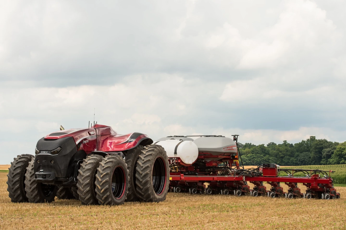 Self-driving tractors promise to get themselves to work, plow without ...