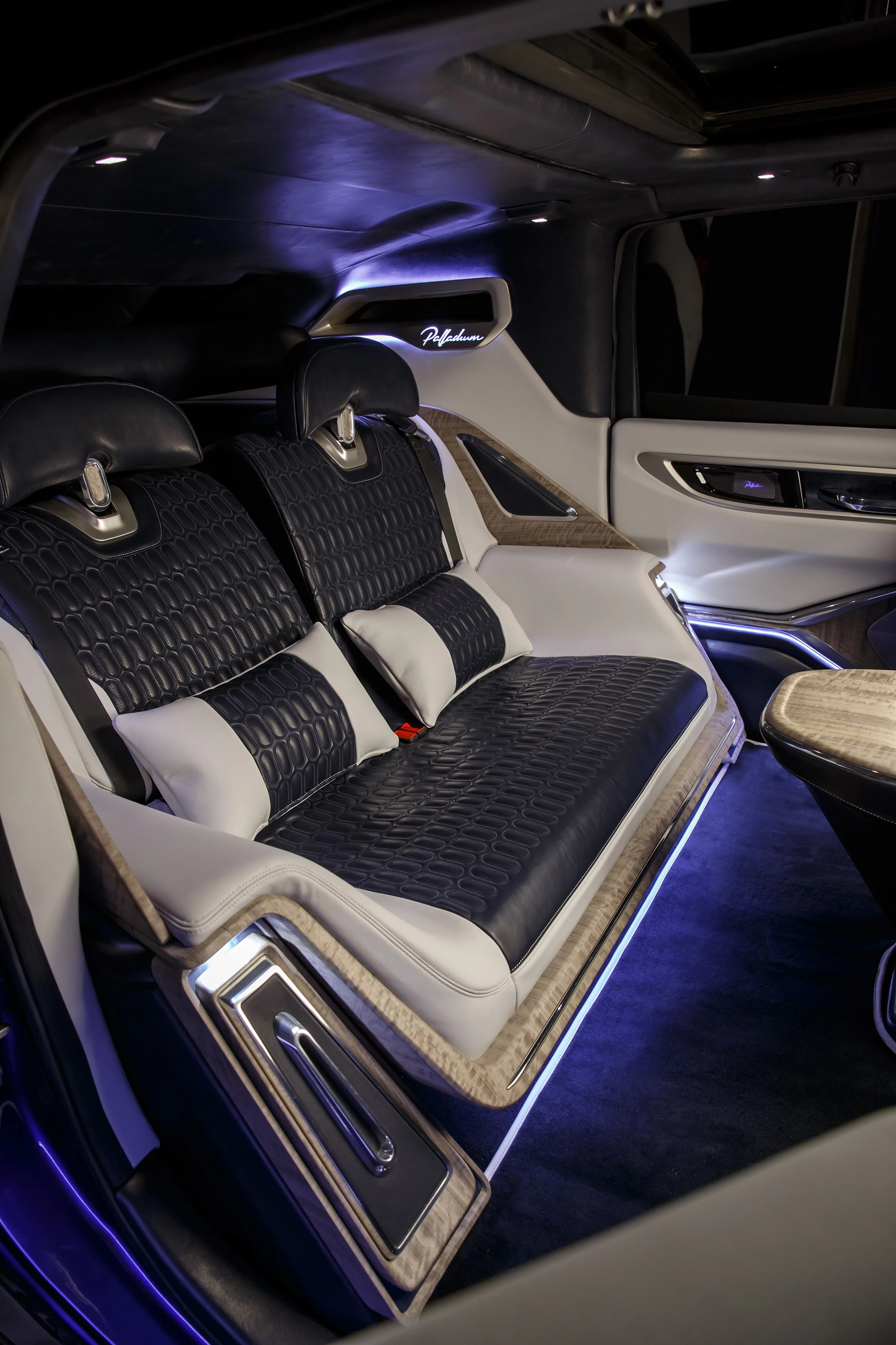 Ram-based 4x4 "hyper limousine" breaks barriers (and mirrors)