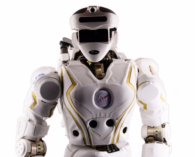 NASA sends humanoid robots to university