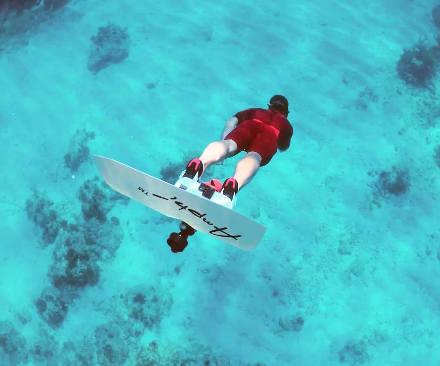 Amphi aims to turn swimmers into bionic mermaids