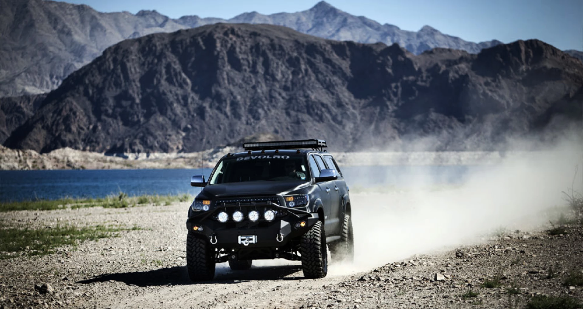Devolro's apocalypse-ready off-road limousine