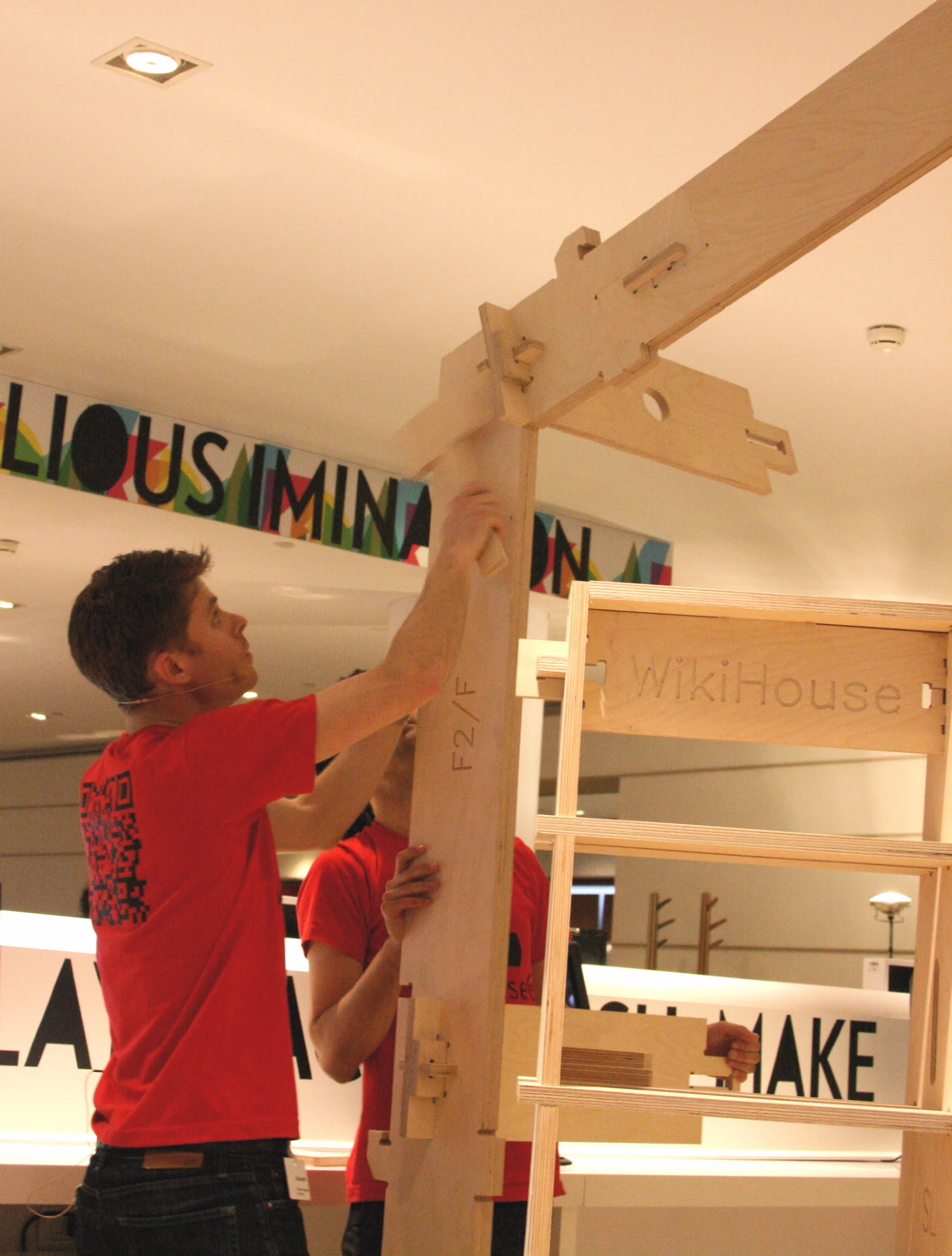 WikiHouse: Get ready to design, "print" and construct your own home!