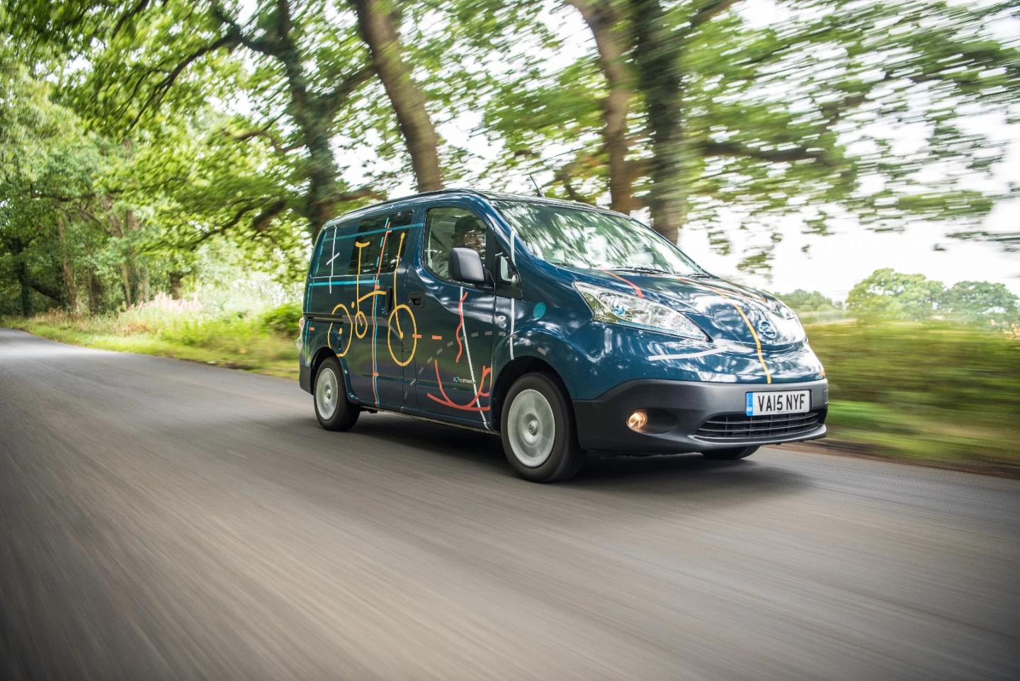 Nissan builds a versatile mobile office inside its e-NV200 electric van