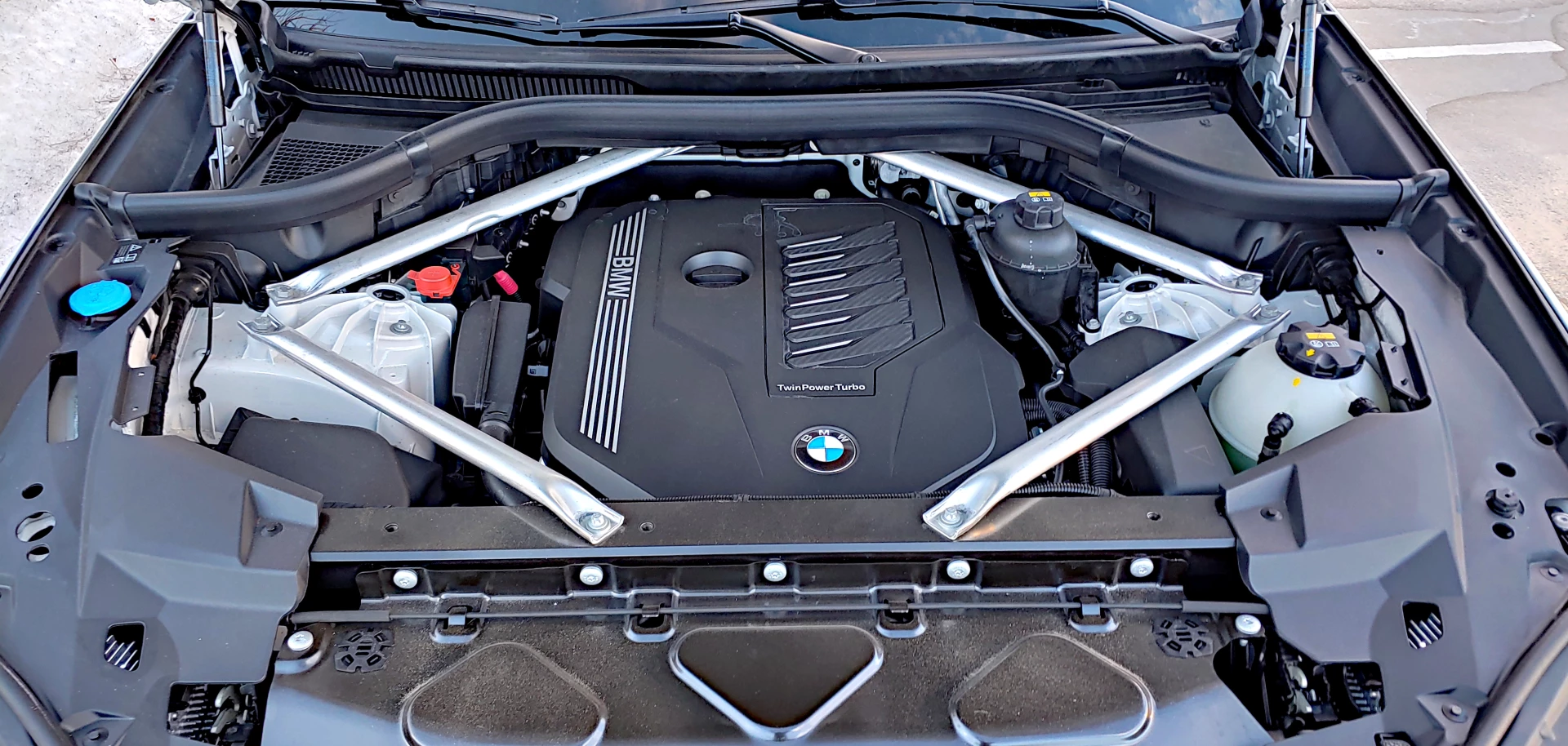 Review: 2020 BMW X6 doesn’t need the M package for greatness