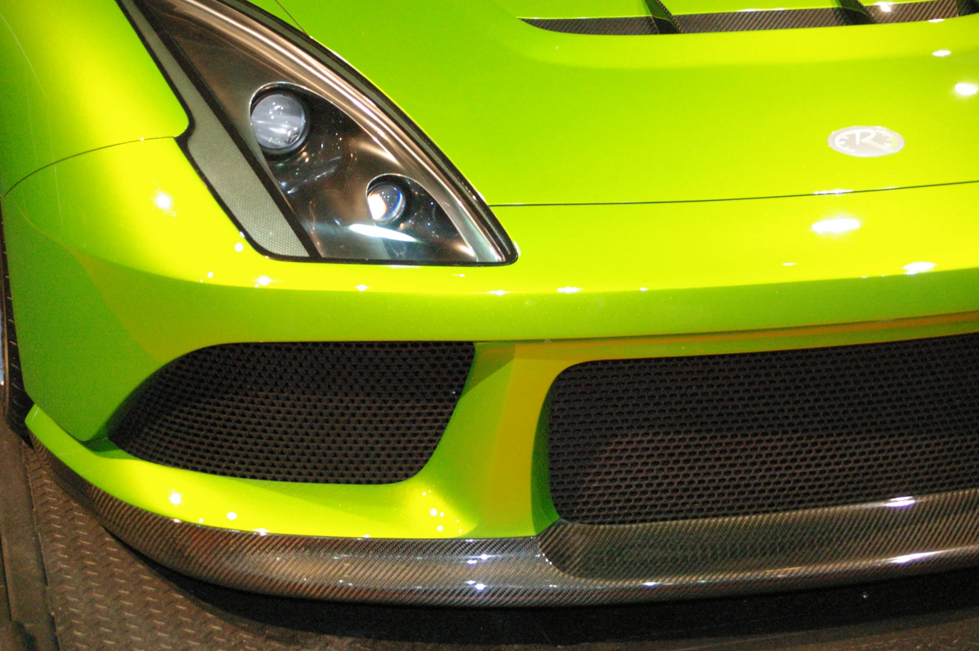 Revenge Verde supercar - not just green in color