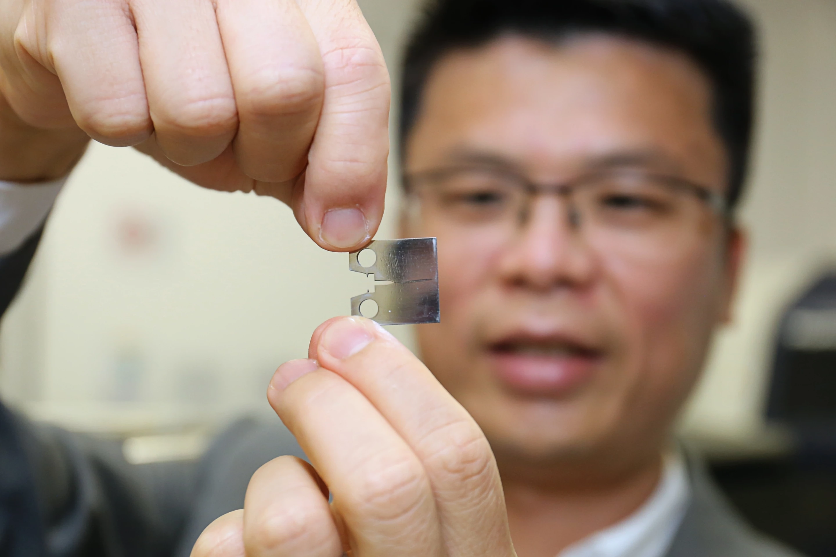 "Super steel" breakthrough makes for stronger and tougher alloy