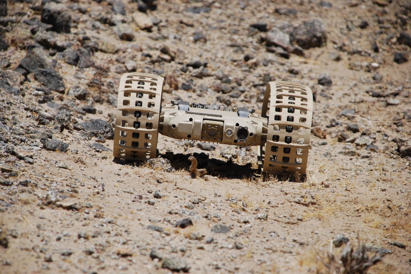 Dragon Runner 10 joins QinetiQ’s micro unmanned robot family