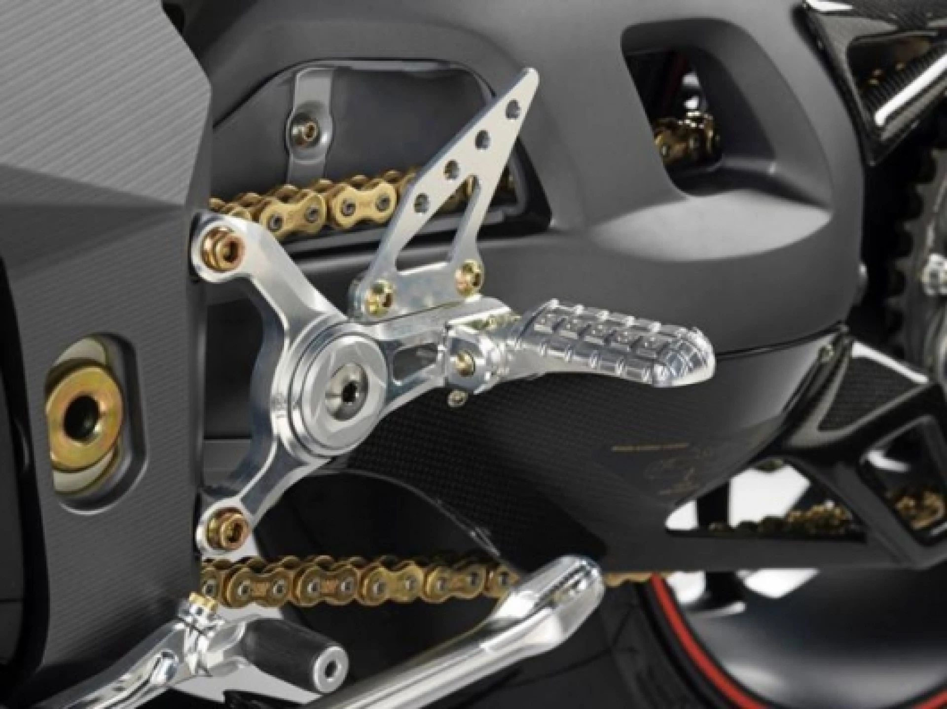 MV Agusta F4CC unveiled – 100,000 euro, 195 mph, 100 only