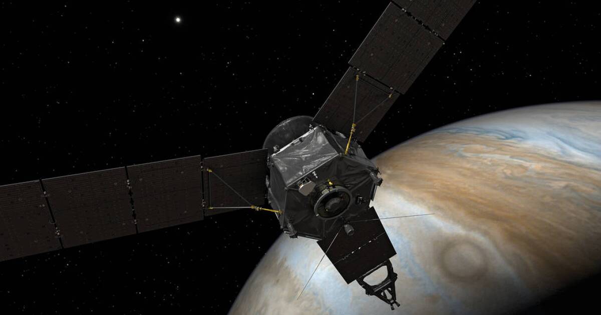 NASA to abandon risky burn of Juno orbiter