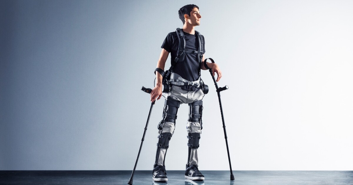 suitX announces "world's most affordable" powered exoskeleton – the Phoenix