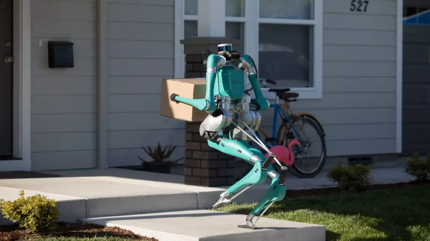 Seven eerily lifelike robot maneuvers that will have you eyeing the off ...