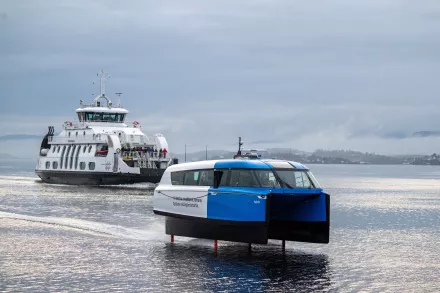 Electric hydrofoil ferry completes 160-nautical-mile record voyage