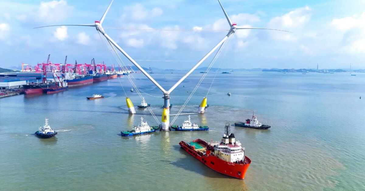 Giant dual-rotor wind turbine takes to the seas in China