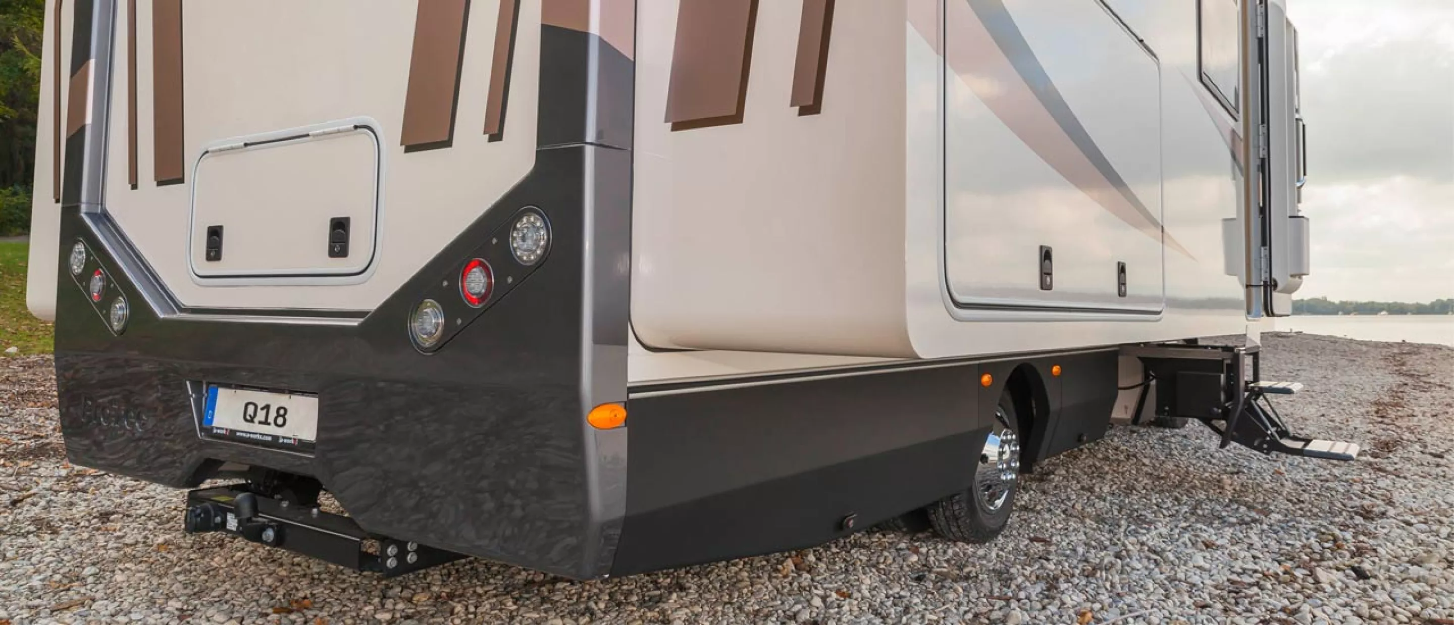 Protec expanding motorhome pops its flanks for a roomy stay