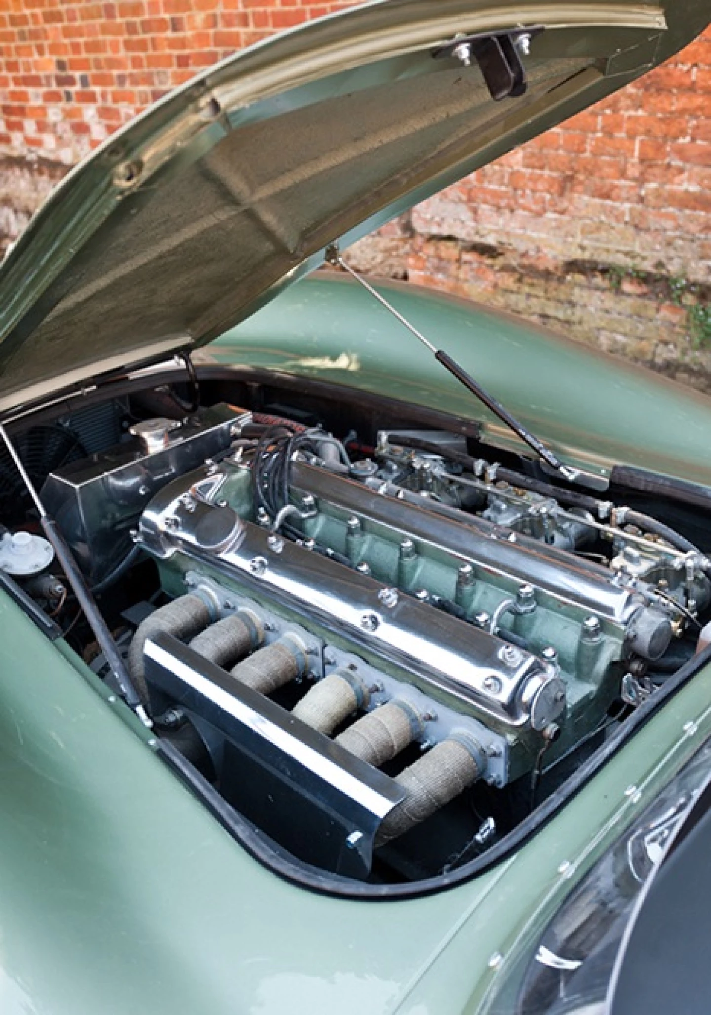 1:1 mega-model of Aston Martin DBR1 up for auction