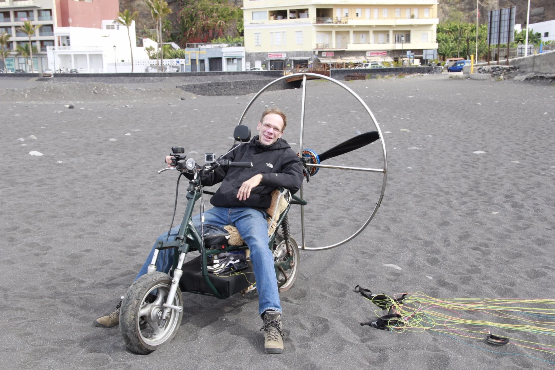Flying electric scooter aces 46-minute maiden test flight