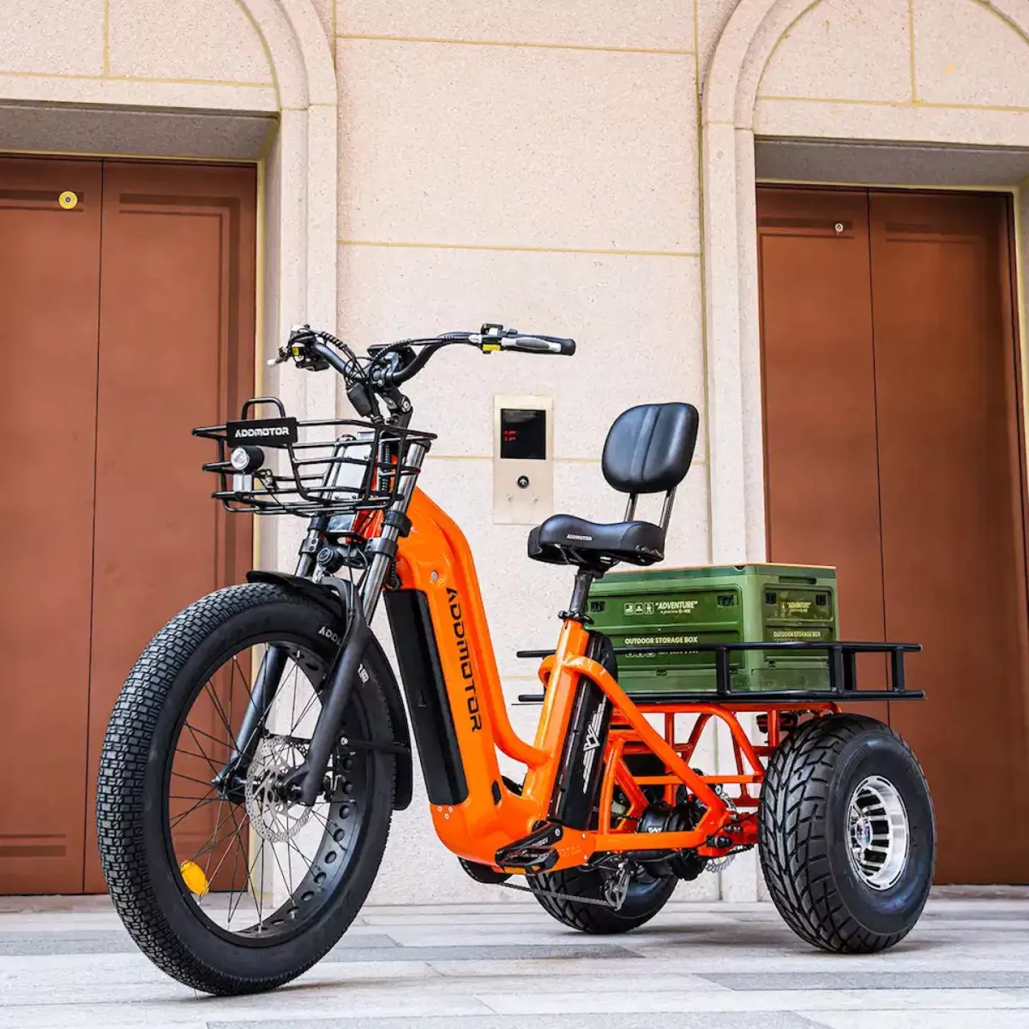 Addmotor Greattan D cargo e-trike features 7-inch fat tires