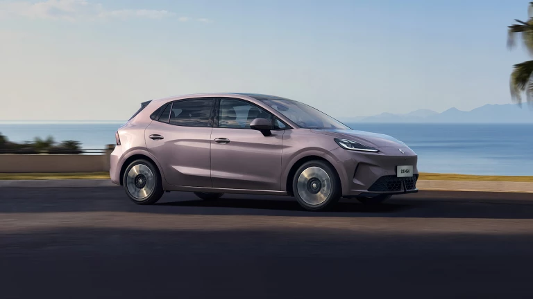 MG4 Anxin edition: First EV with semi-solid-state battery