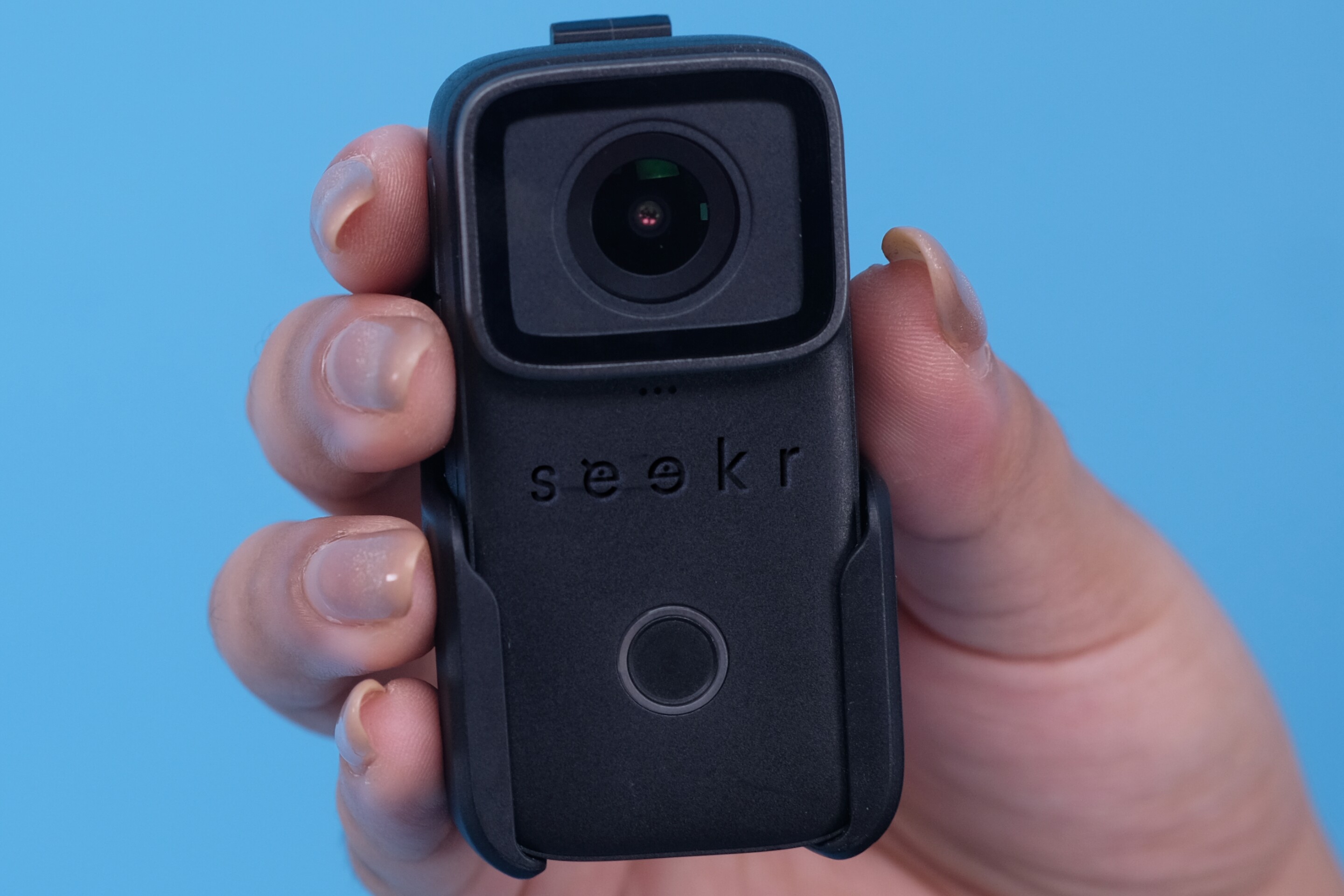 Clever 'seeing eye' gadget speaks the surrounds for the vision-impaired