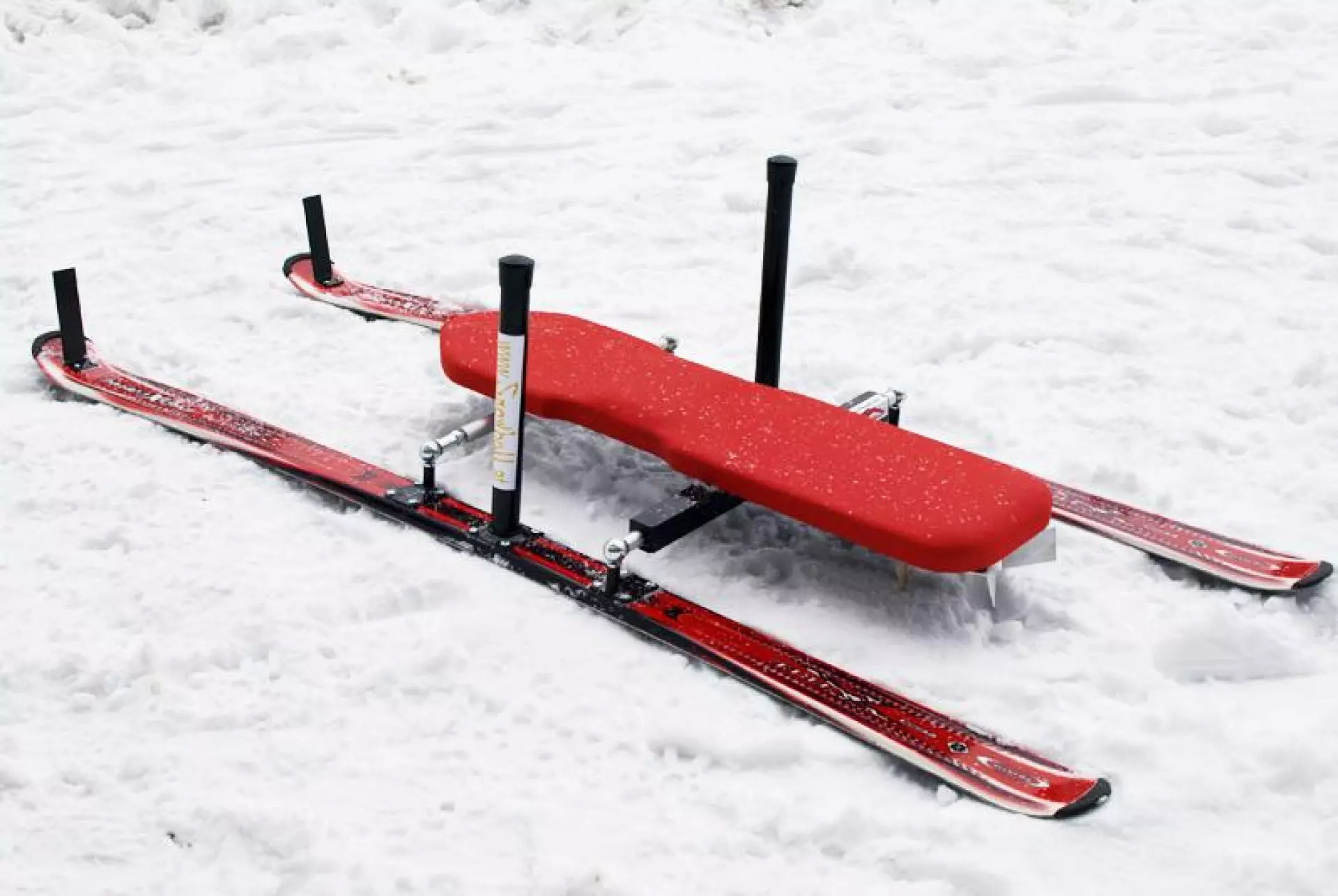 Snowbull sled takes skiing lying down