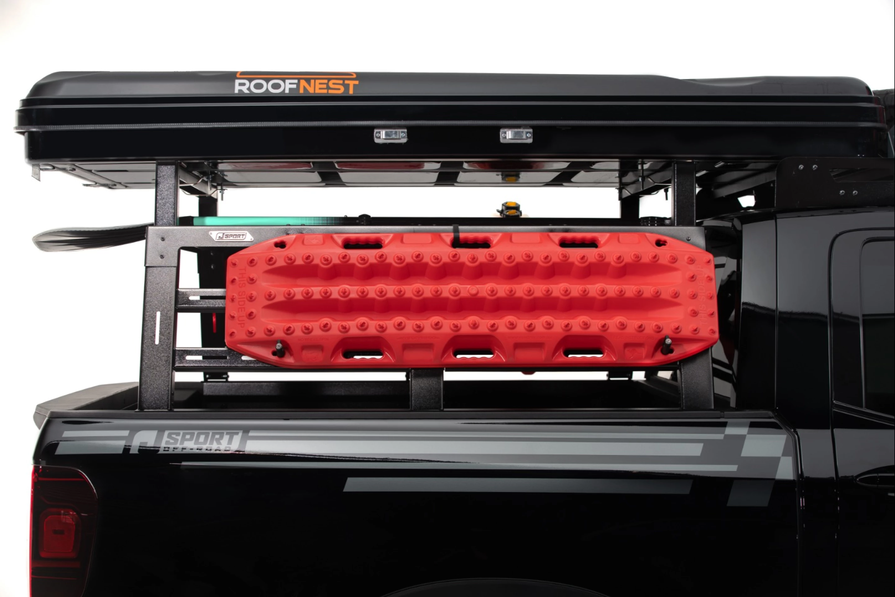 Honda sends an unlikely Ridgeline overlander to the Nevada desert