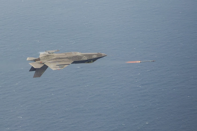 The F-35 fighter completes 100,000 flight hours