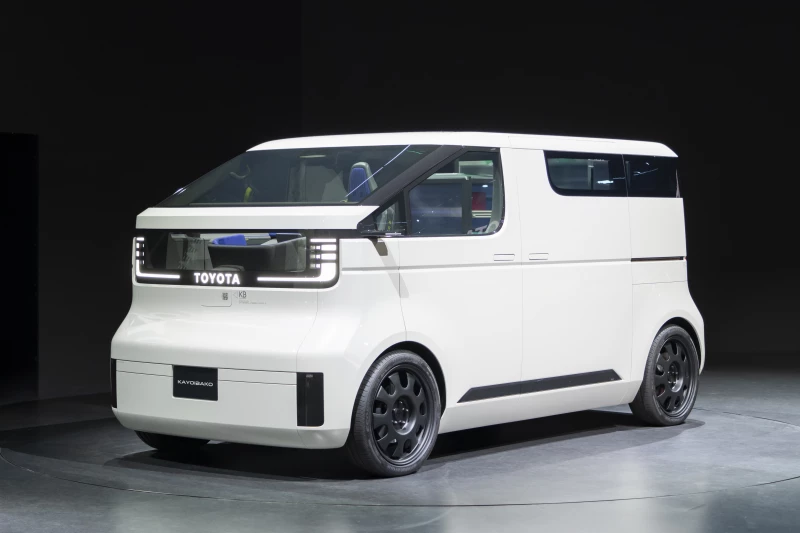 Toyota Kayoibako-K modular micro-camping kei van