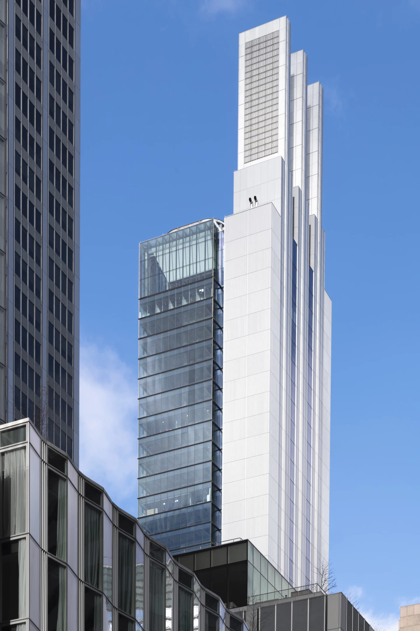 NYC skyscraper wears its structure outside to free up space inside