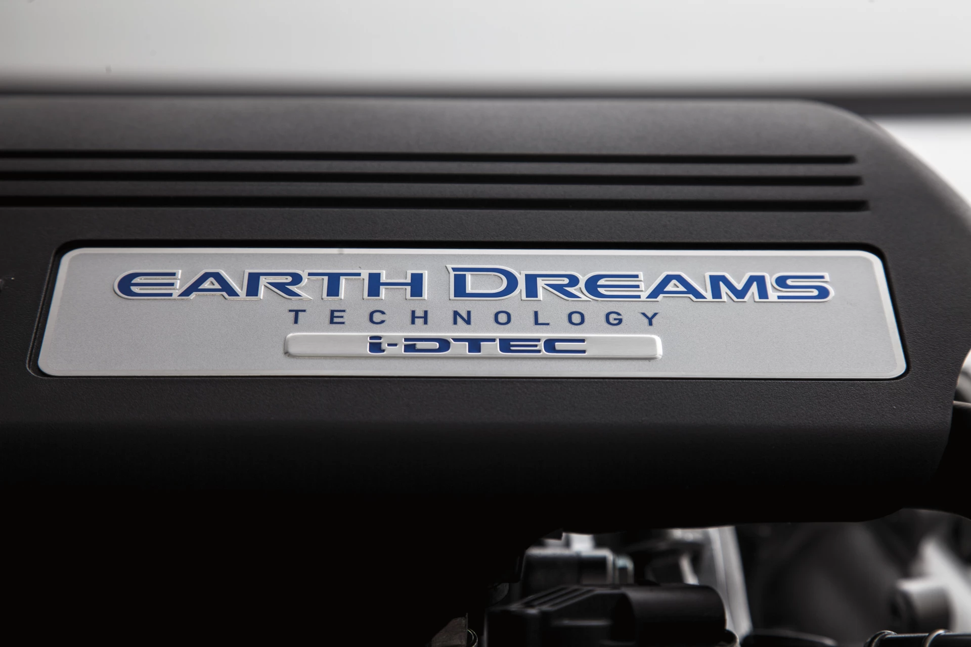 Honda's new 1.6 liter diesel engine is lightest in its class