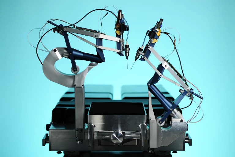 Robotic system designed to perform delicate eye surgery