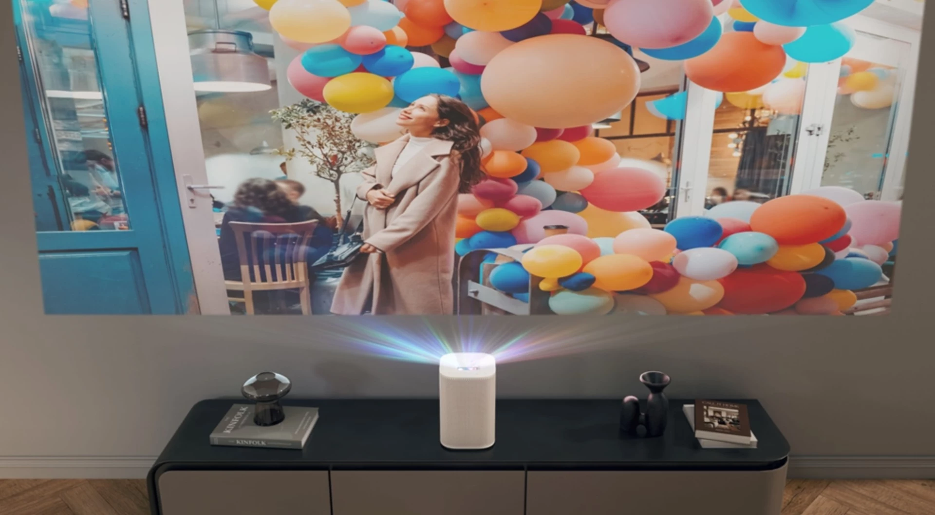 Samsung Premiere 5: Triple-laser projector doubles as touchscreen