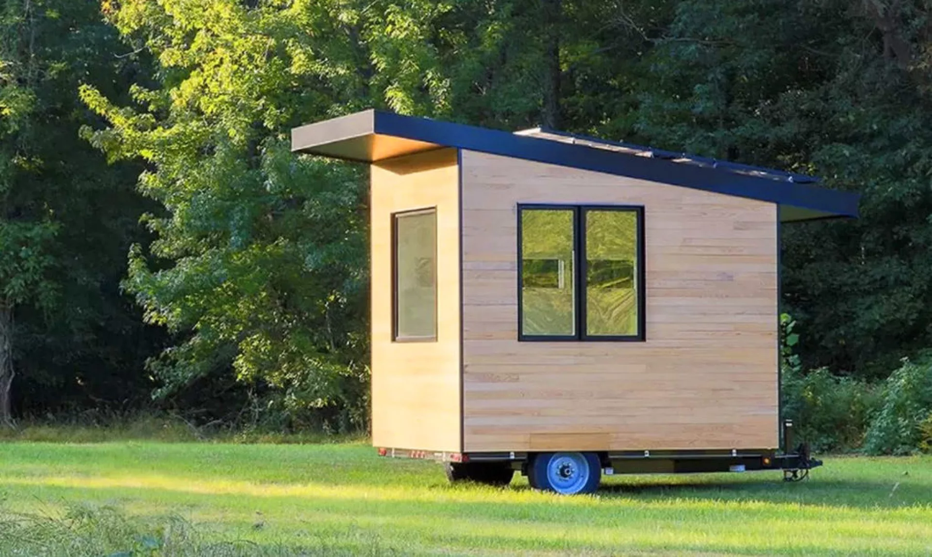 Tiny office on wheels lets you park up and work