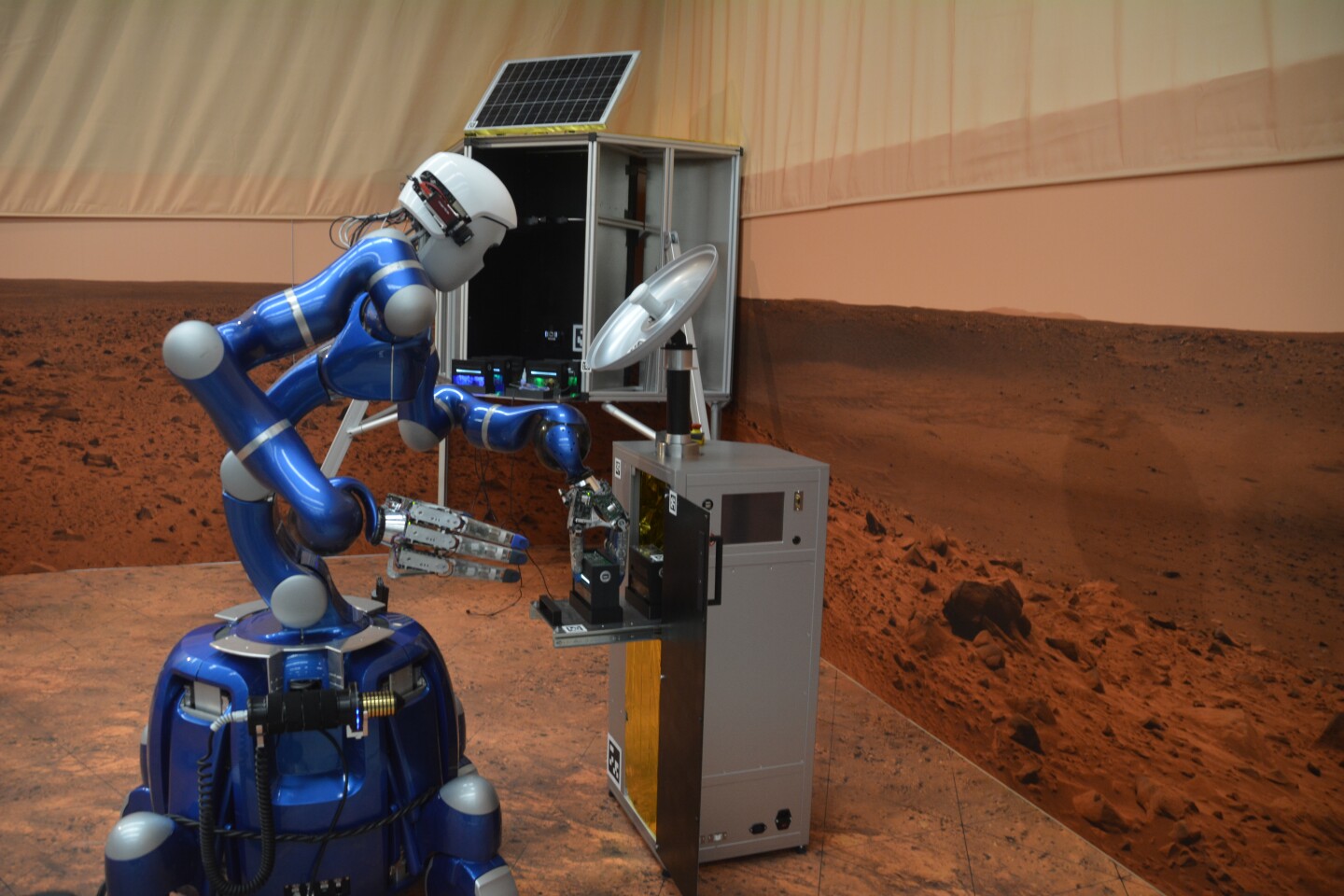 ESA astronaut controls humanoid robot from space station