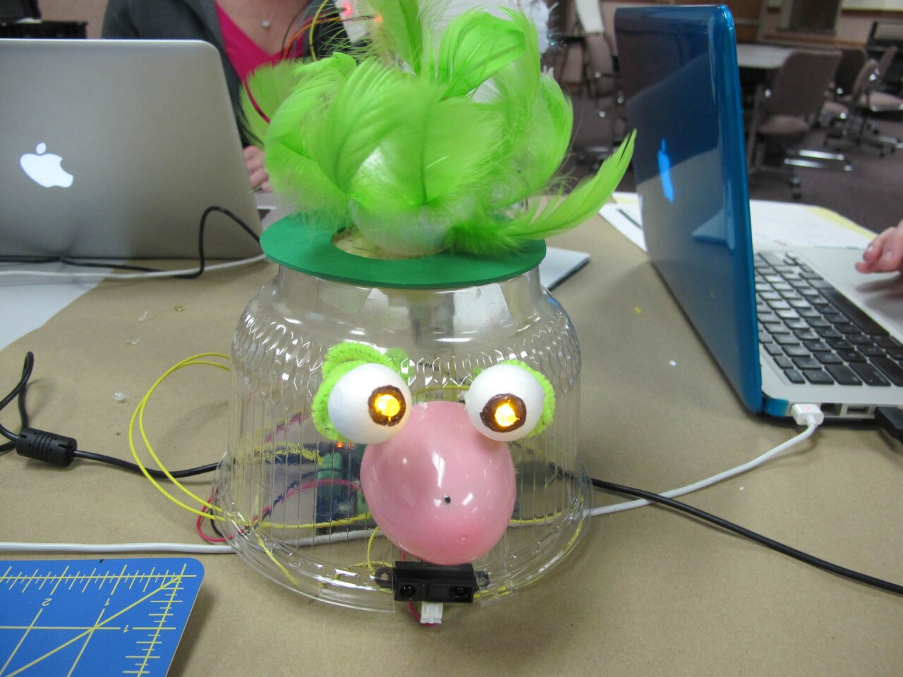 Hummingbird kit lets children design their own functioning robots