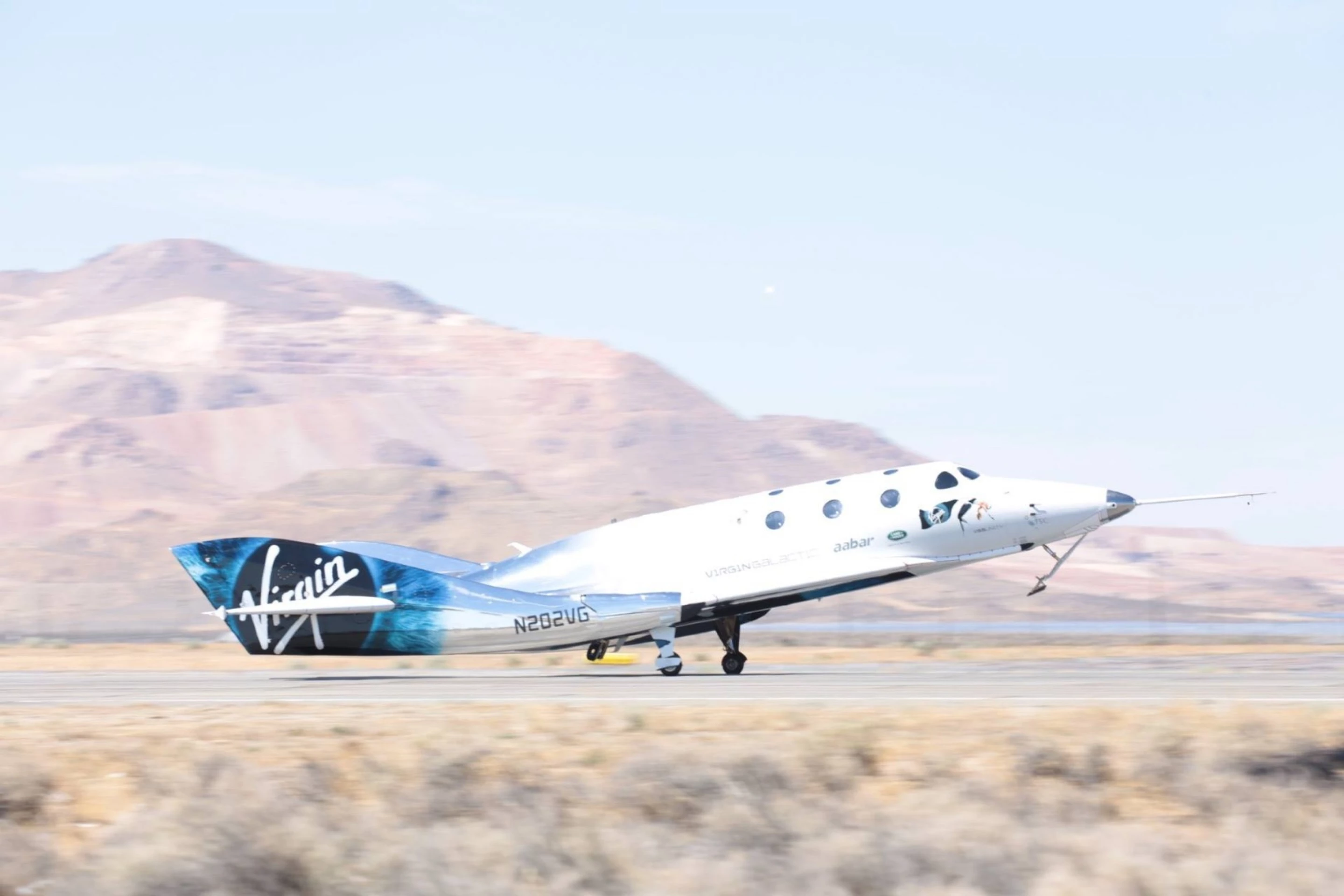 Virgin Galactic's spaceplane hits new heights in second powered flight