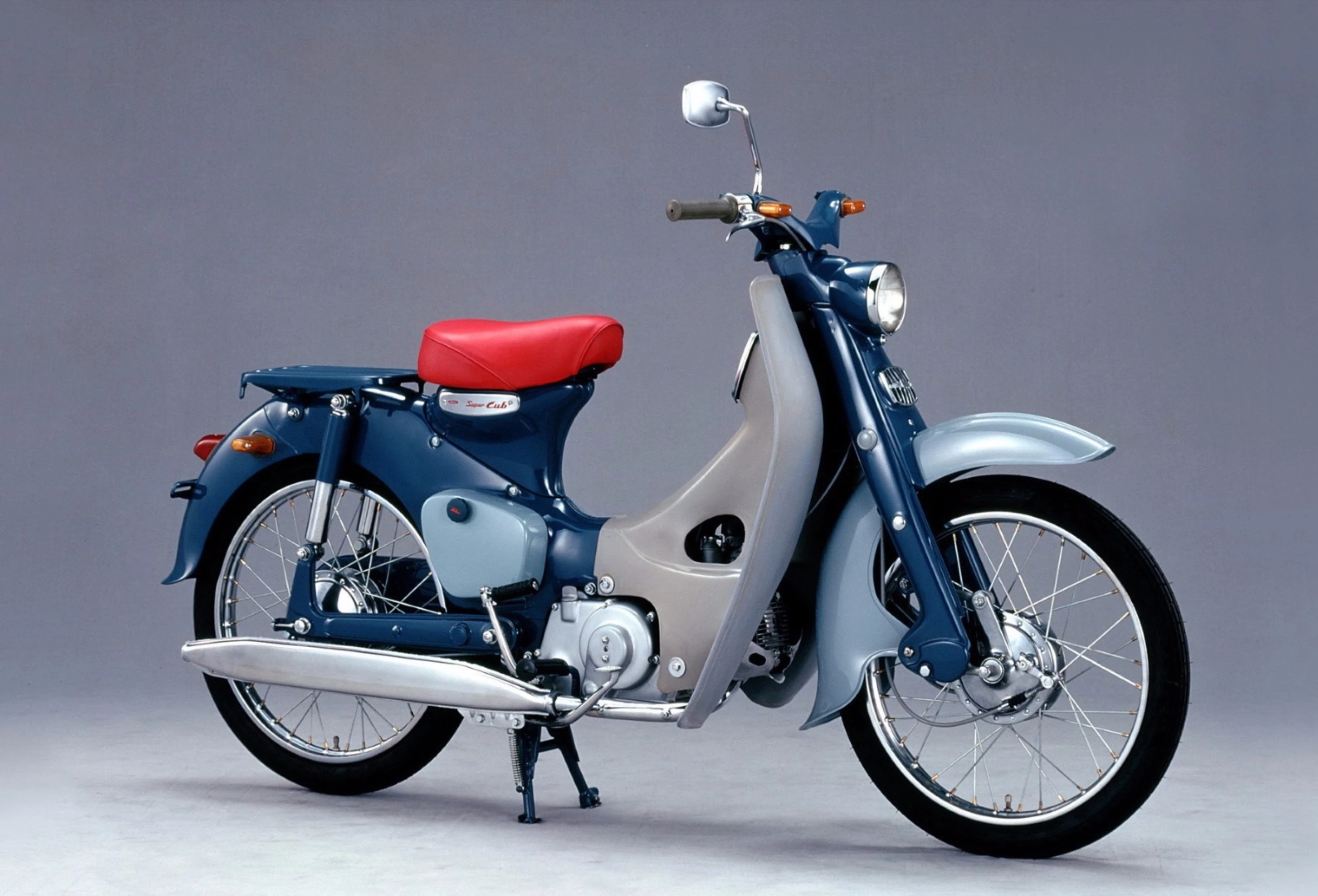 Honda reissues classic Super Cub models, celebrates 100 million ...