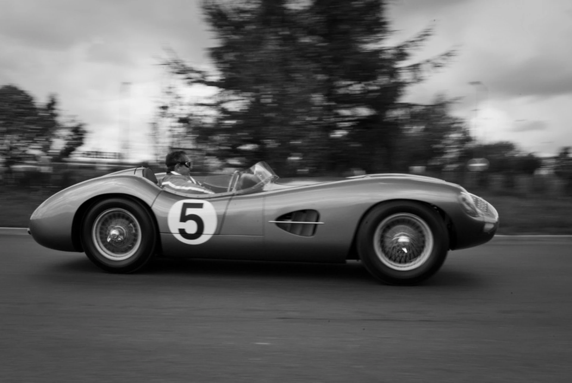 1:1 mega-model of Aston Martin DBR1 up for auction
