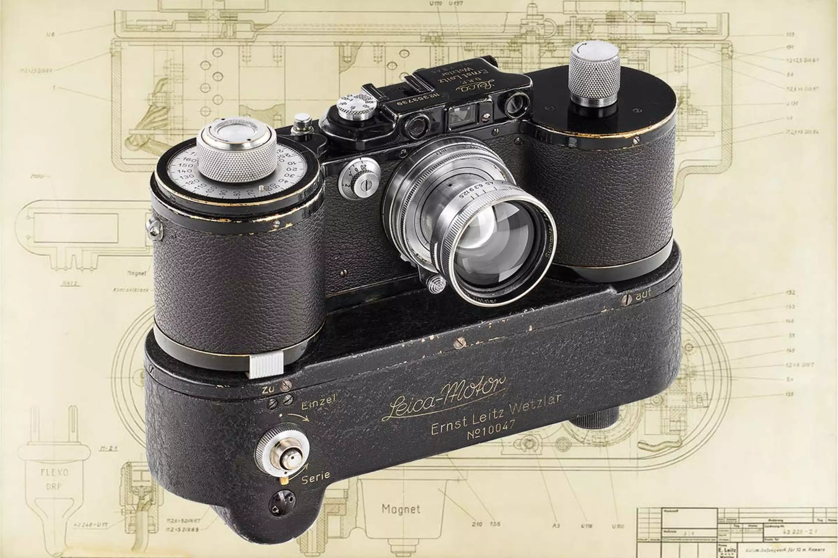 75-year-old Leica Reporter camera & motor-drive sets world-record price