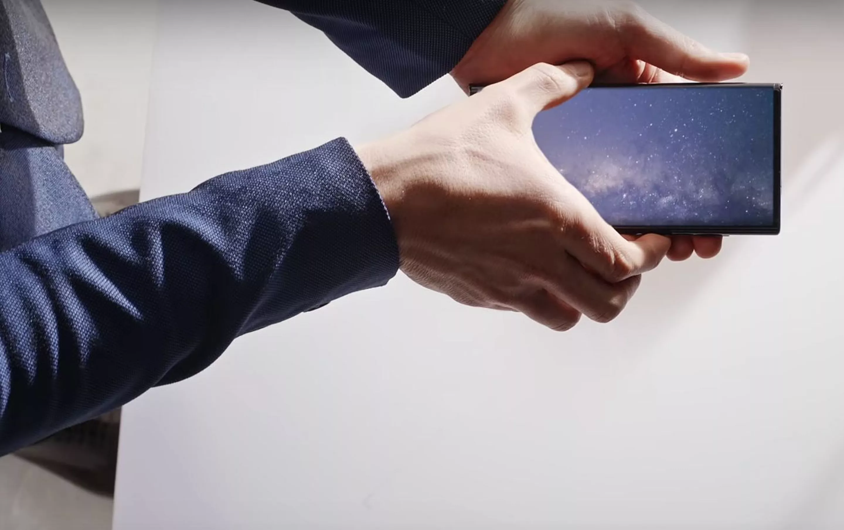 Huawei reveals faster foldable phone, with reworked hinge