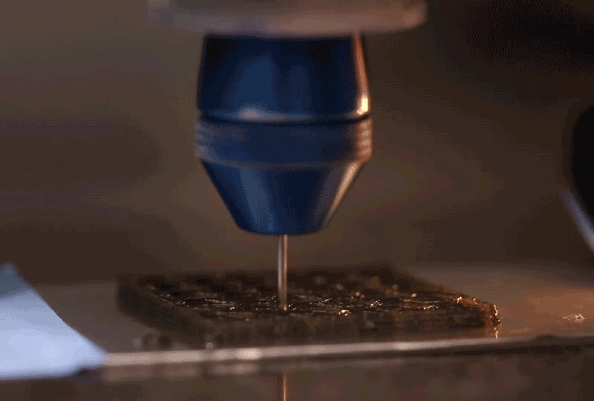 Rotational 3D printing spins out stronger structures