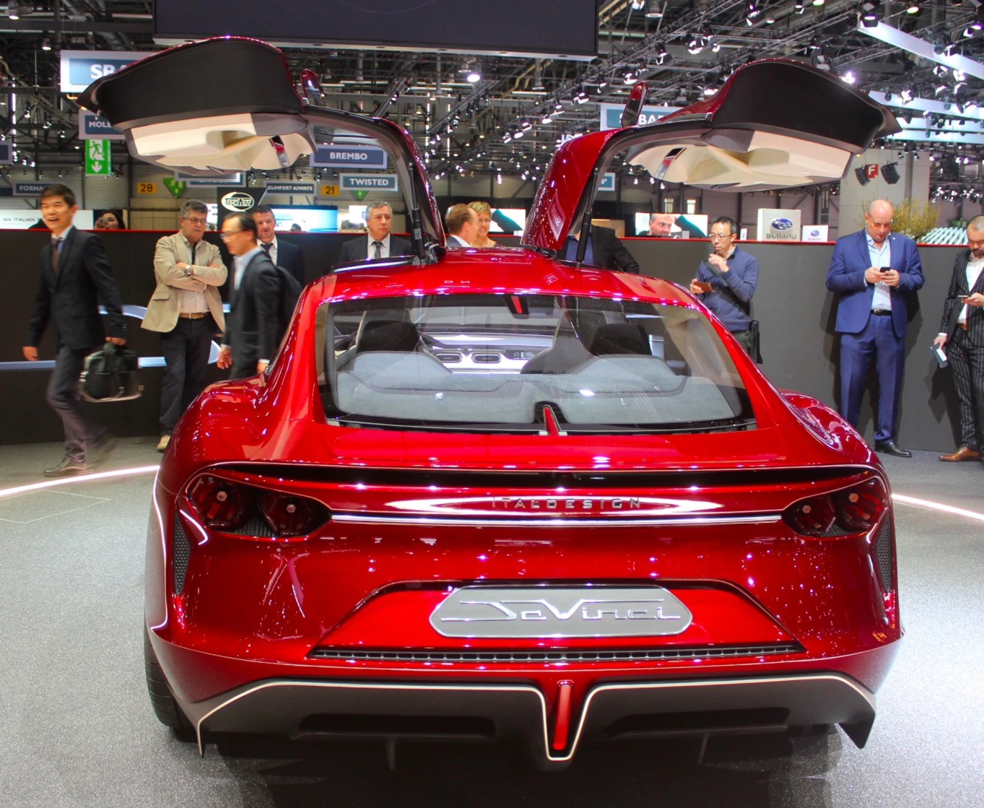 Italdesign blends science and art, with the DaVinci concept