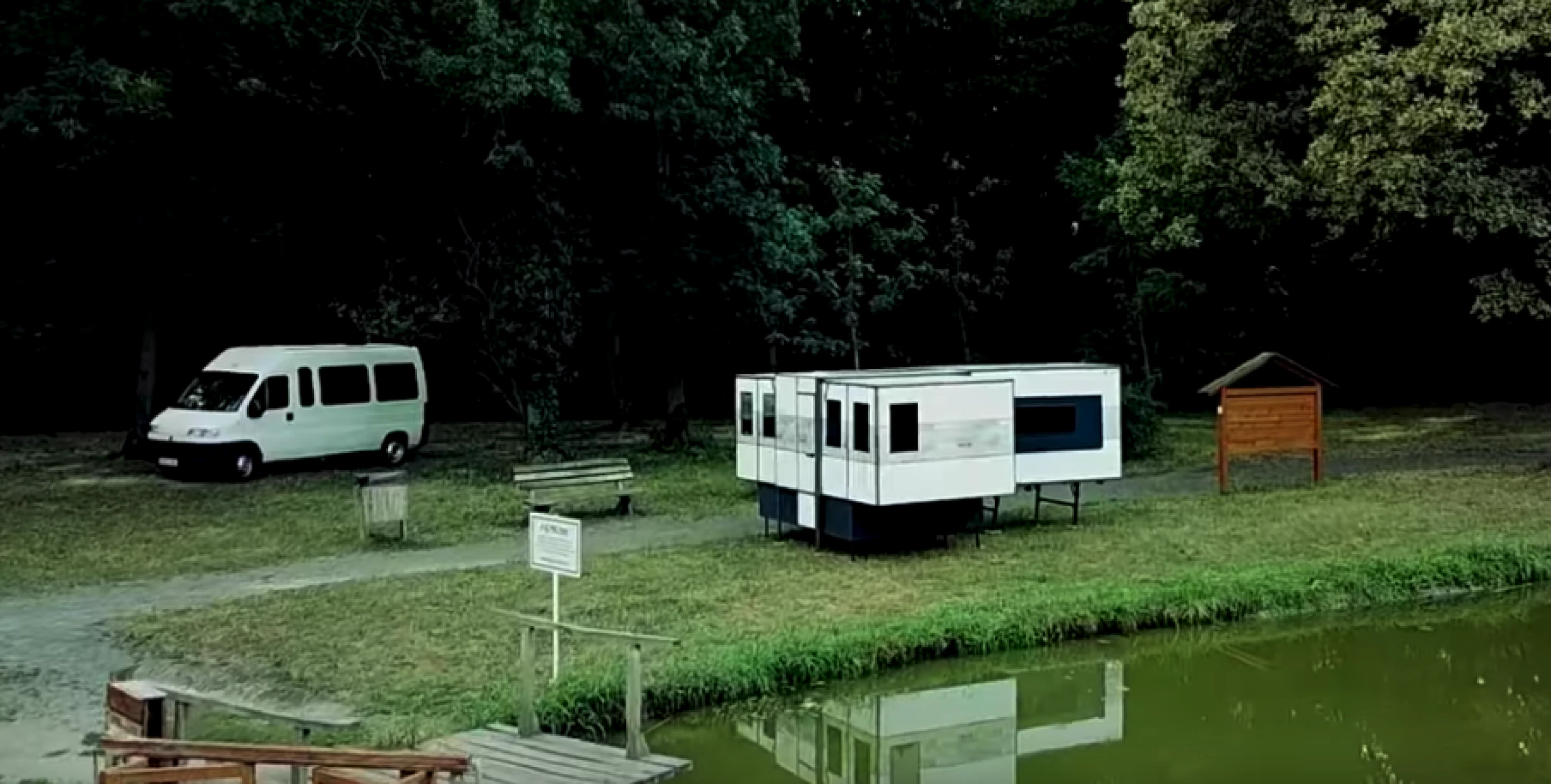 Expanding ioCamper is the camper van that sleeps outside the van