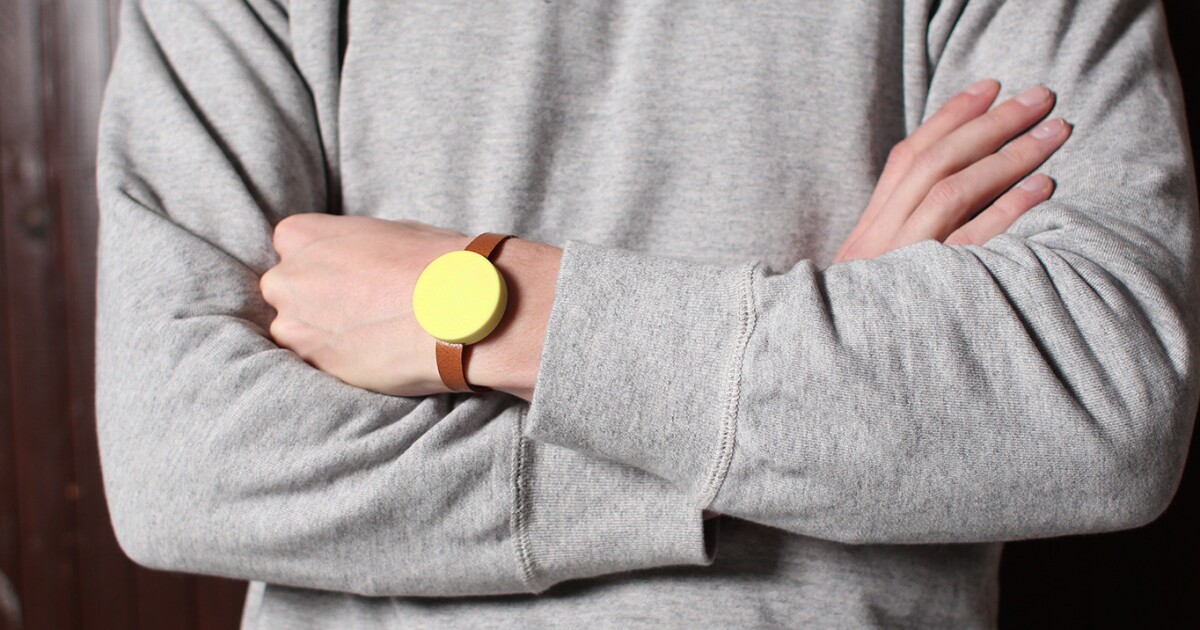 Durr, the faceless watch that vibrates every 5 minutes