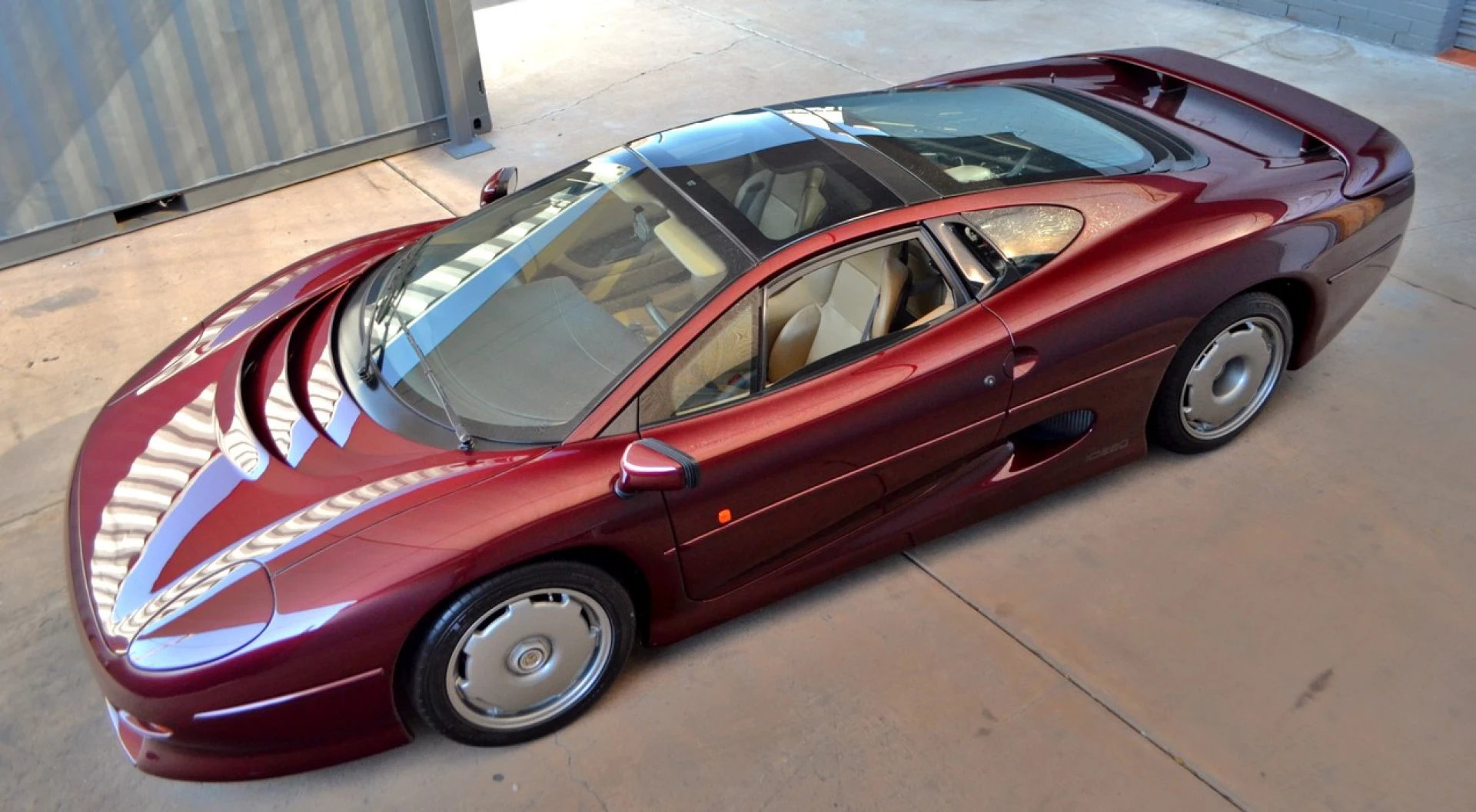 Jaguar XJ220: Is the unloved big cat's star on the rise?