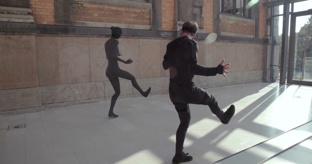 Sensor-packed smartsuit takes motion capture out of the studio