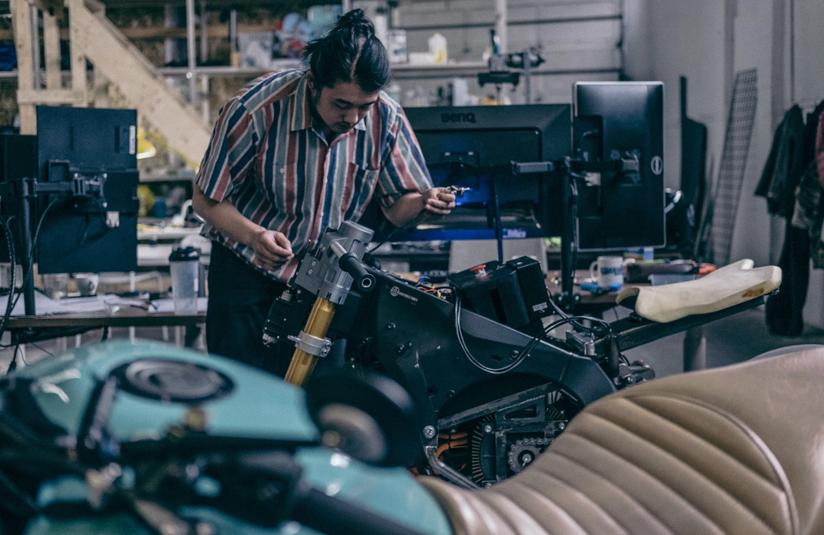 Damon prototypes shape-shifting electric motorcycle with 360-degree ...