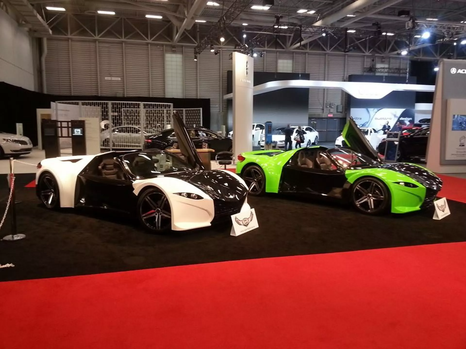 Tomahawk super kit-car supports a trio of powertrains
