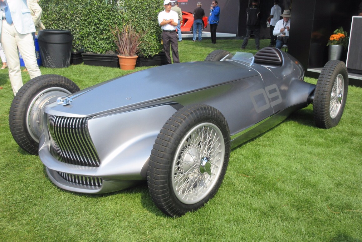 Infiniti's electrifying retro race car shines in front of the cameras