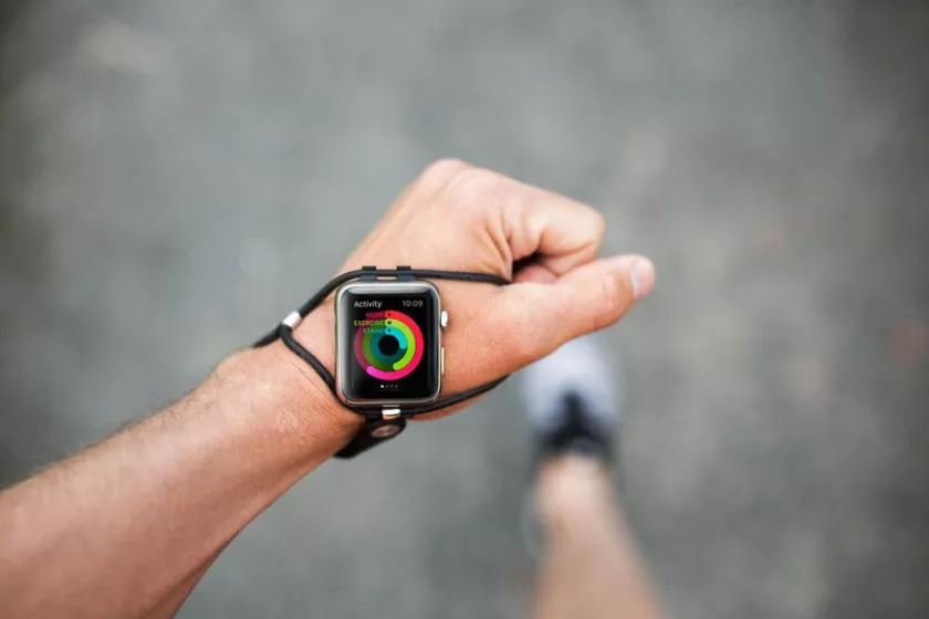 This strap Shifts your smartwatch's viewing angle for workouts